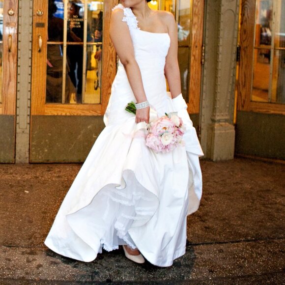 JLM Couture Lazaro | Dresses | Ivory Silk Lace Shoulder Aline Draping ...